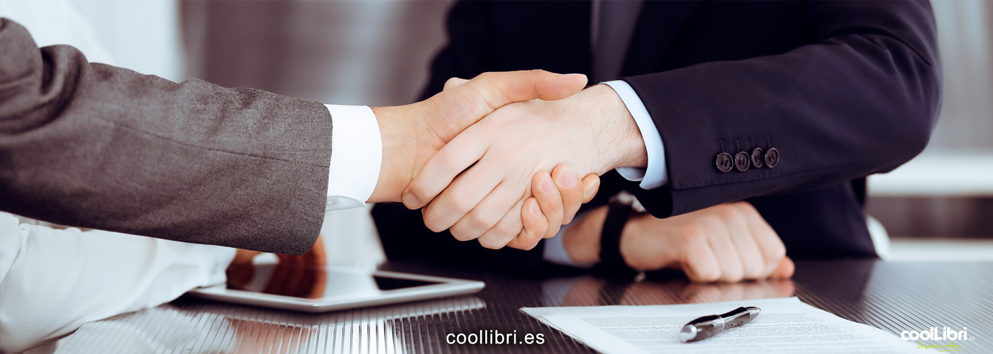 ¿Qué es un contrato editorial? Consejos para editar un libro