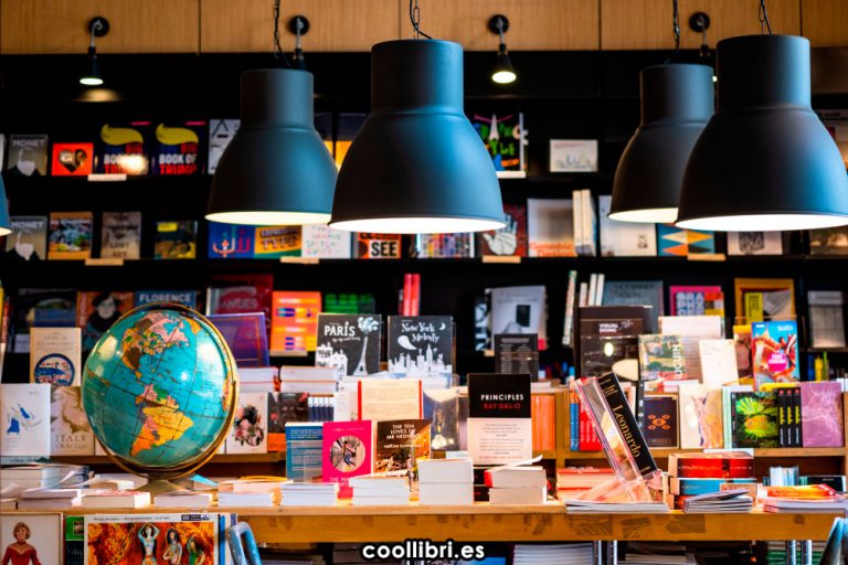 ¿Qué es una editorial de libros? Tipos y funciones principales